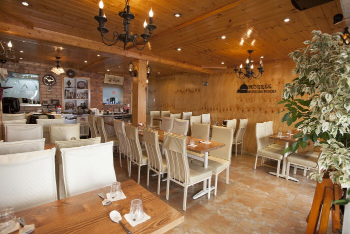 Murree Muslim Food (마리무슬림푸드) : VISITKOREA